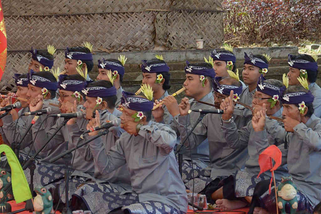 Genggong Khas Batuan, Kesenian Langka yang Eksis di Abad ke-15 ...